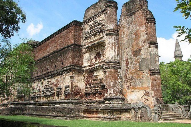 Day Tour to Polannaruwa from Kandy by Lux Tours Lanka - The Journey Through Ancient Polonnaruwa: An In-Depth Look