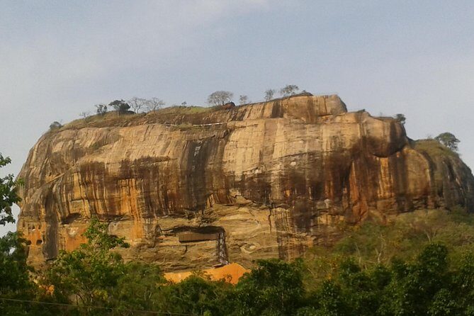 Day tour to Sigiriya & Dambulla from Kandy by B Super Tours - FAQ
