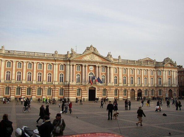 Day tour to Toulouse and the Canal du Midi. Private tour from Carcassonne. - What to Expect from Your Day Trip to Toulouse and the Canal du Midi