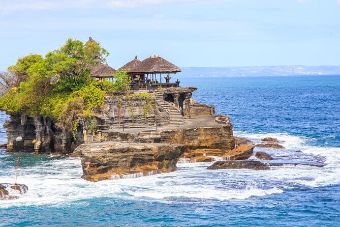Day Tour Twinlake View Tamblingan, Jatiluwih - Tanah Lot Sunset - An Introduction to the Tour’s Charm