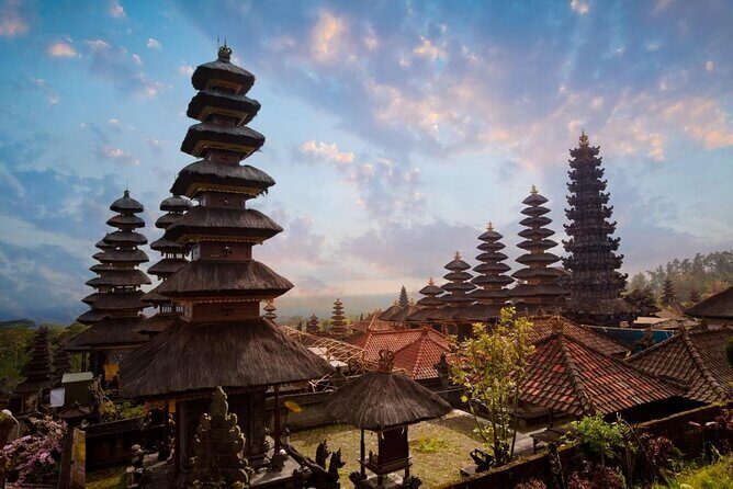Day Tours Kertagosa, Besakih Temple & Jambul Hills - The Journey Begins: Comfort and Convenience
