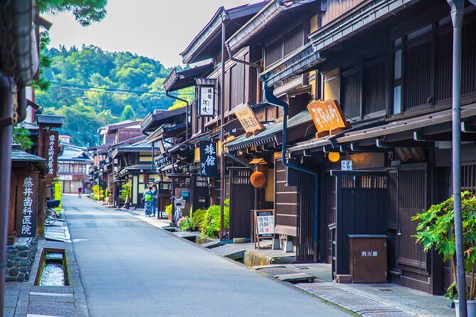 Day Trip for Shirakawago ,Takayama & gujo hachiman from Nagoya - Who Will Love This Tour?