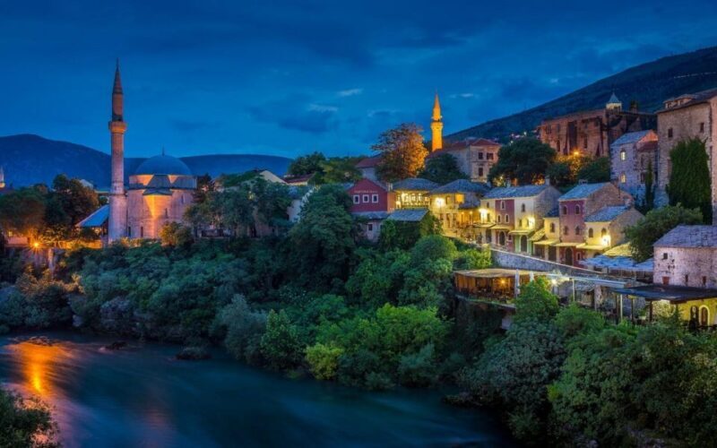 Day Trip From Dubrovnik: Mostar & Kravice Waterfalls - Transportation and Group Size