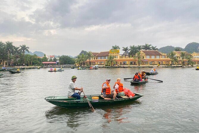 Day Trip from Hanoi: Explore Hoa Lu Temples & Tam Coc Boat Tour - FAQs