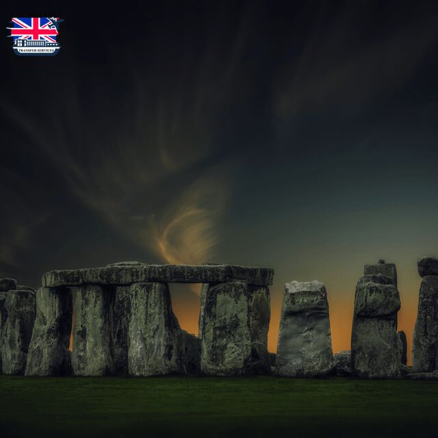 Day Trip from London to Stonehenge and Bath - Practical Considerations and Tips