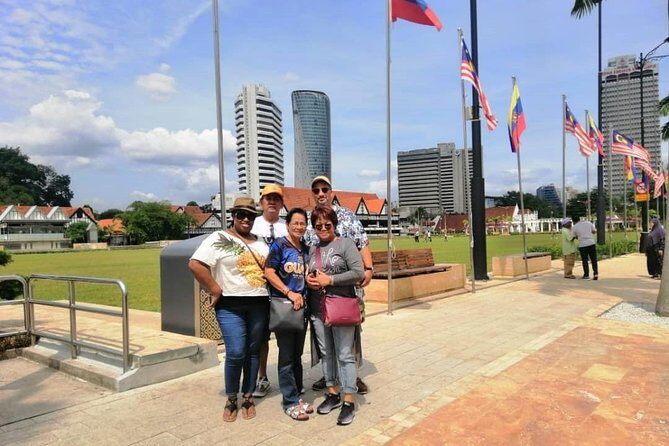 Day Trip from Port Klang Kuala Lumpur Famous Landmarks with Lunch - The Sum Up