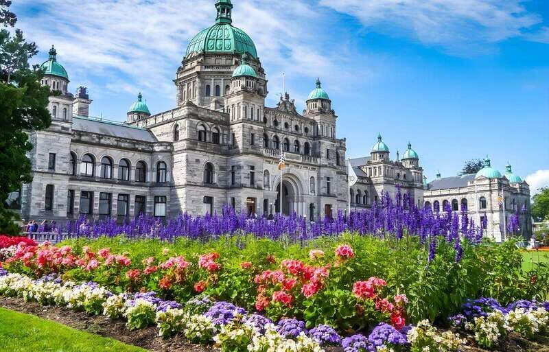 Day Trip from Vancouver to Victoria and Butchart Gardens - Authentic Traveler Perspectives
