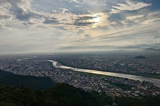 Day Trip Gifu Highlight Tour by Public Transportation from Nagoya - A Practical Look at the Day Trip Gifu Highlight Tour from Nagoya