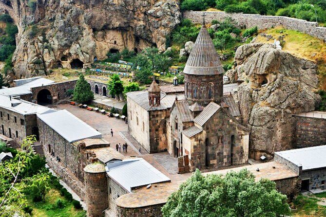 Day Trip: Khor Virap, Azat Reservoir, Garni Temple, Geghard, - FAQs
