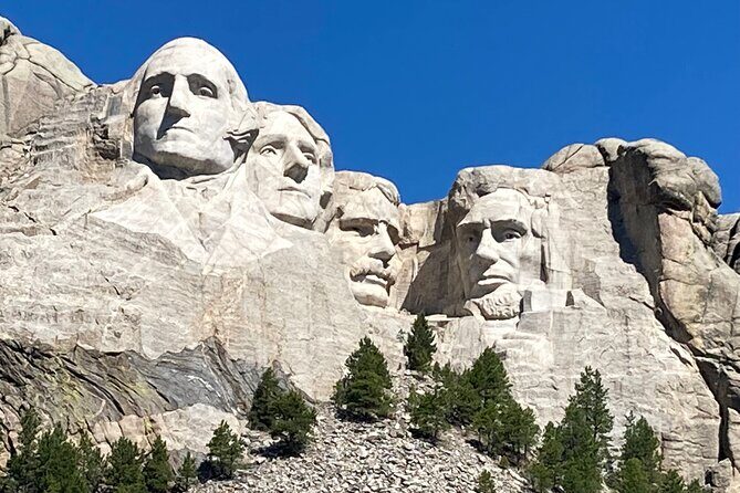 Day trip of the Black Hills: Mount Rushmore to Custer State Park! - An In-Depth Look at the Black Hills Day Trip