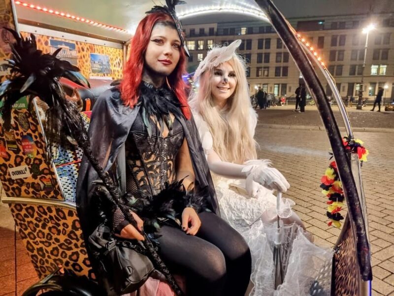 Day trip through Berlin: rickshaw adventure full of culture and enjoyment! - Water Views and Relaxation