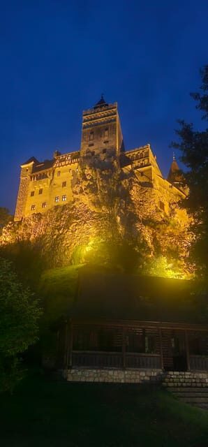 Day Trip to Bran Dracula's Castle and Peles Castle - Key Points