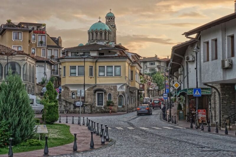 Day Trip to Bulgaria and Veliko Tarnovo from Bucharest - The Authentic Experience