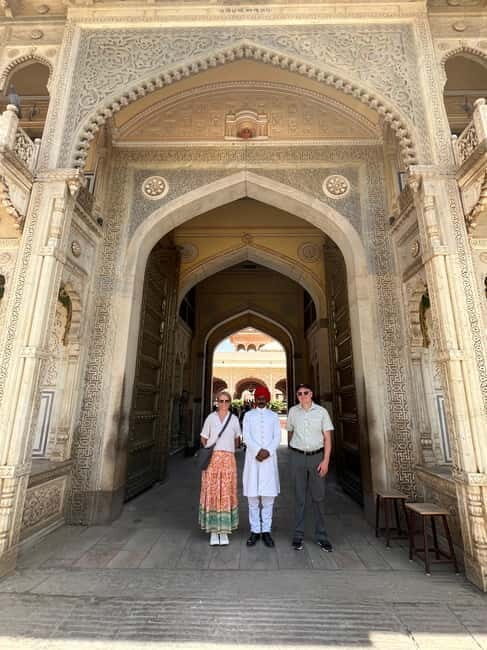 Day Trip to Jaipur from Delhi via Expressway - Lunch and Cultural Options
