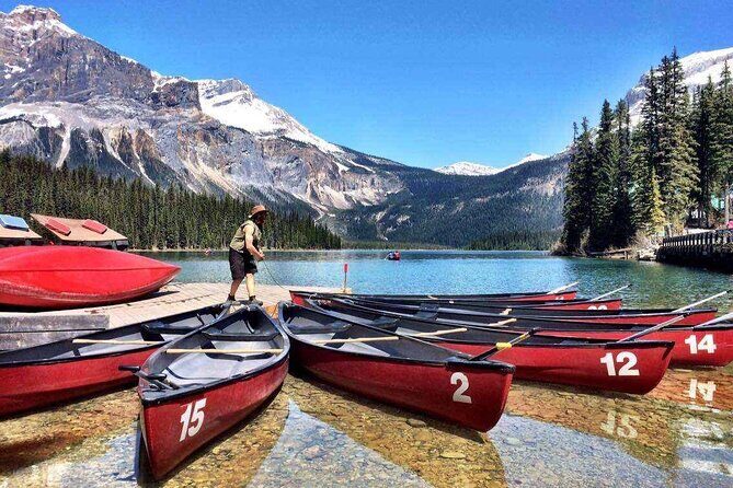 Day Trip to Lake Louise, Moraine Lake, Emerald Lake from Banff - Exploring Yoho National Park: Emerald Lake & the Natural Bridge
