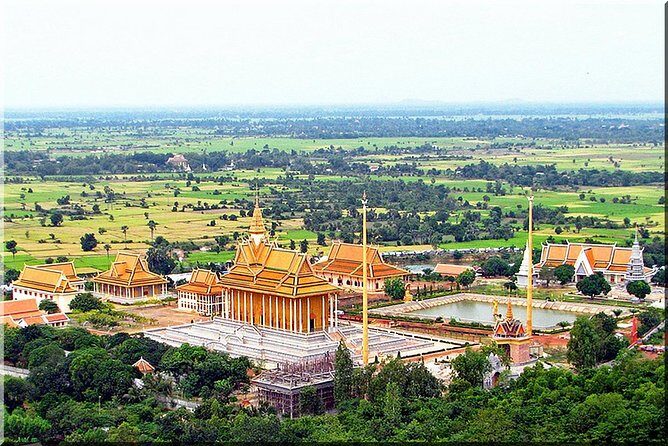 Day Trip to Oudong Mountain and Phnom Penh City Private Tour - Discovering Oudong Mountain and Phnom Penh’s Highlights