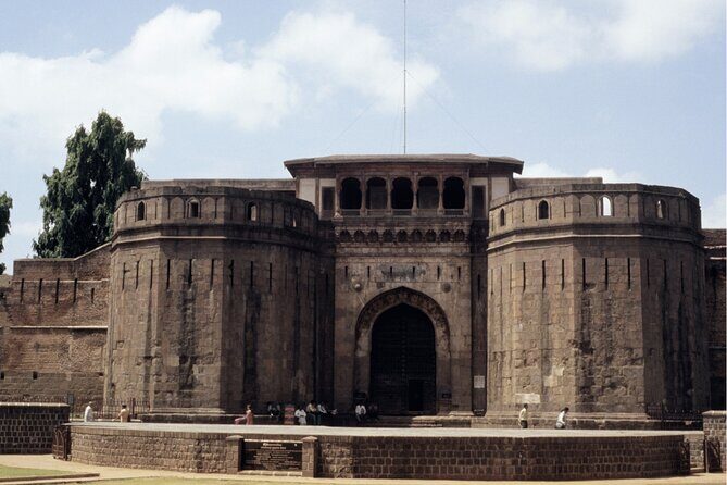 Day Trip to Pune (Guided Full day Sightseeing Tour from Mumbai) - Key Points