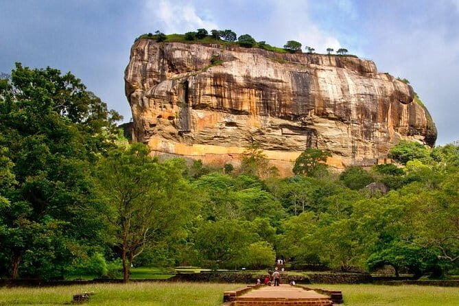 Day trip to Sigiriya and Dambulla from Kandy - Discover the Charm of a Day Trip to Sigiriya and Dambulla from Kandy