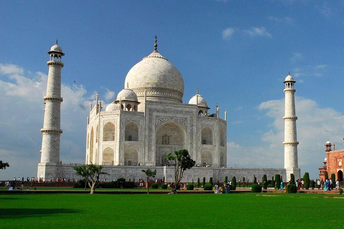 Day Trip to Taj Mahal, Agra Fort and Baby Taj Tour from Delhi - Who Should Consider This Tour?