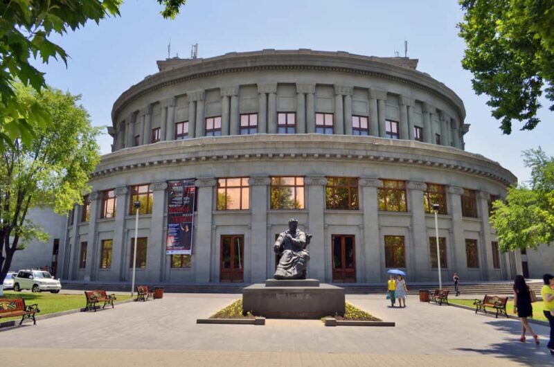 Day trip: Yerevan Sightseeing, St. Echmiadzin, Zvartnots - The Sum Up