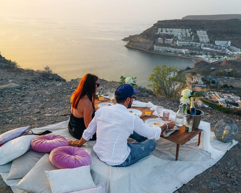 Daydreaming - First Impressions: An Elegant Escape in the Canary Islands
