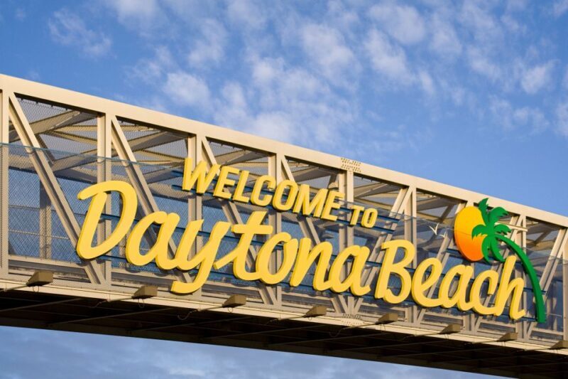 Daytona Beach: Daytona 500 NASCAR Race Ticket - Who Should Consider This Tour?