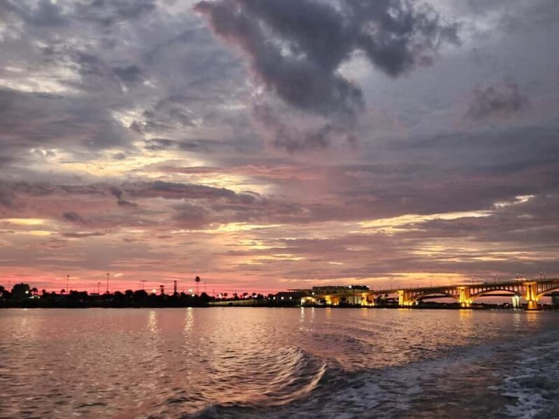 Daytona Beach: Sunset River Cruise with Dolphin Watching - Key Points