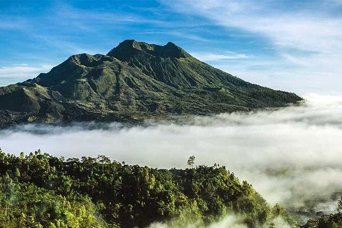 DayTour:Traditional House-Batuan-Tirta Empul- Ubud Rice field-Kintamani Volcano - The Artistic Charm of Batuan Temple