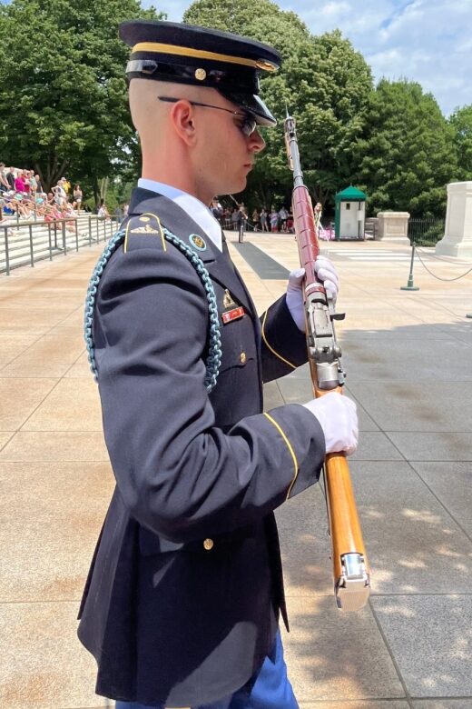 DC: Arlington Cemetery Changing of Guard 2.5 Hr Walking Tour - Optional Self-Guided Extension: Iwo Jima Memorial