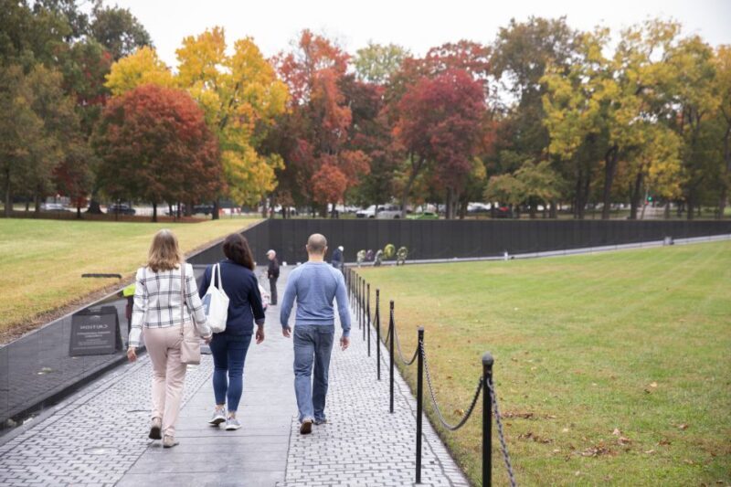 DC: Guided National Mall Tour & Washington Monument Ticket - Who Should Book This Tour?