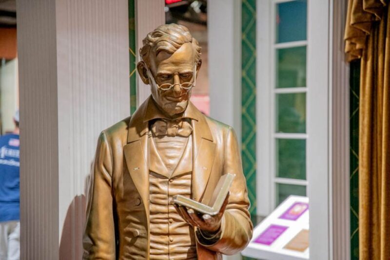 DC: Lincoln Assassination Walking Tour with Ford's Theatre - Authentic Experiences and Highlights