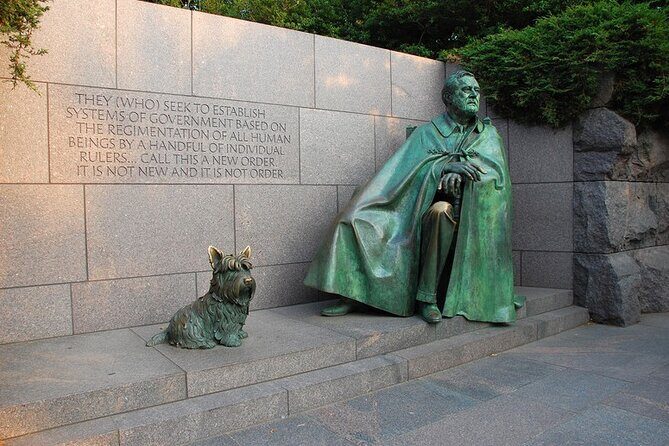 DC Monuments and Memorials Tour Day Tour - The Sum Up
