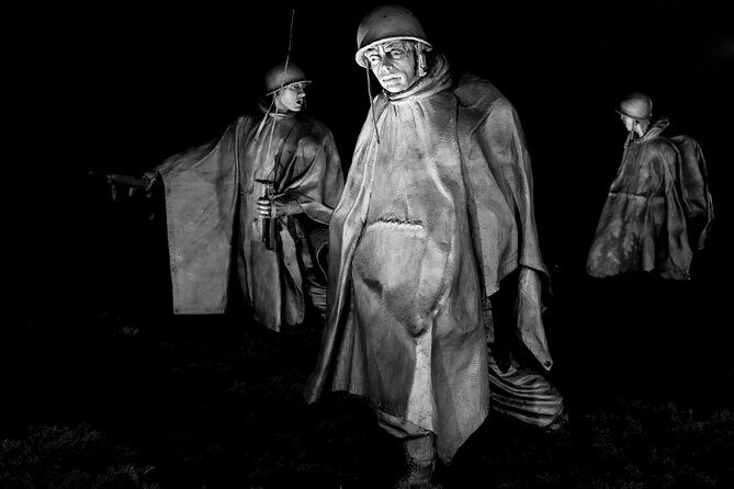DC Monuments by Moonlight: Small Group Walking Tour - What the Tour Entails: A Detailed Breakdown
