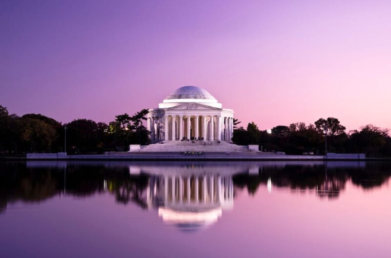 DC: Monuments & Memorials Sunset Tour by Open-top Bus - Who Is This Tour Best For?