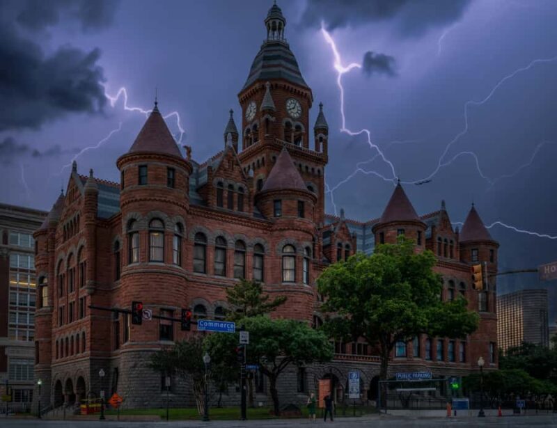 Deadly Dallas Ghost Tours: Blood, Bones & Burials - A Detailed Breakdown of the Tour Itinerary