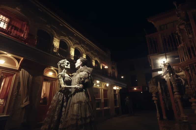 Deadwood: Gamblers and Outlaws Ghost Walking Tour - Wild Bill Hickok and His Restless Spirit