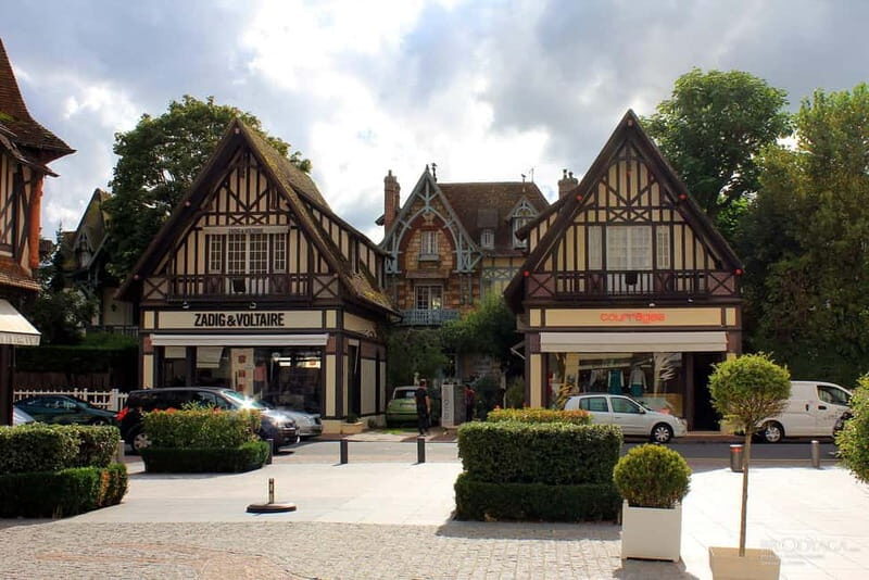 Deauville Rouen Honfleur: private round tour from Le Havre - Day-by-Day Breakdown of the Itinerary