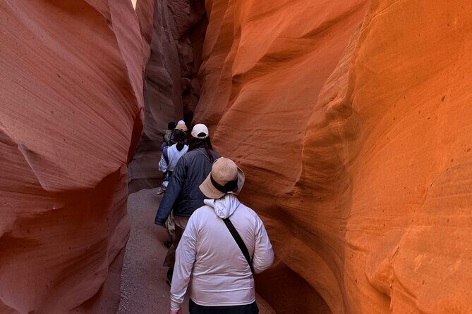 Deer Canyon Adventure through Antelope Canyon - Safety and Comfort