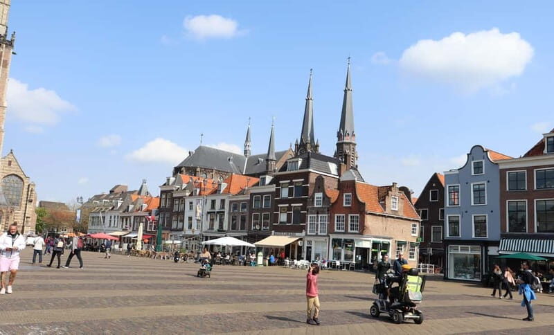 Delft and Volendam: Cheese, Clogs & Windmills (Small Group) - FAQs