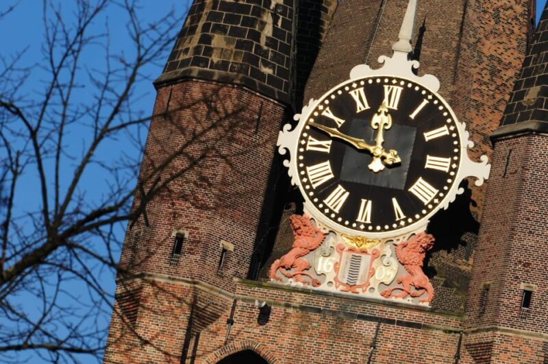 Delft: City Center Walking Tour - Key Points