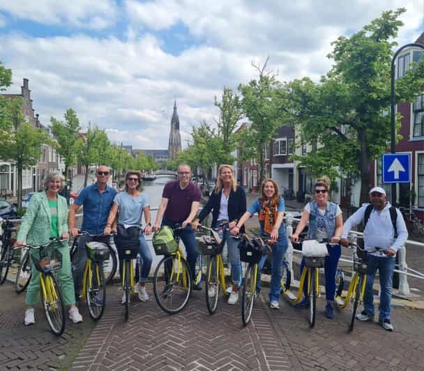 Delft - Step/scootertour in and around the city - Collecting Authentic Insights from Reviews