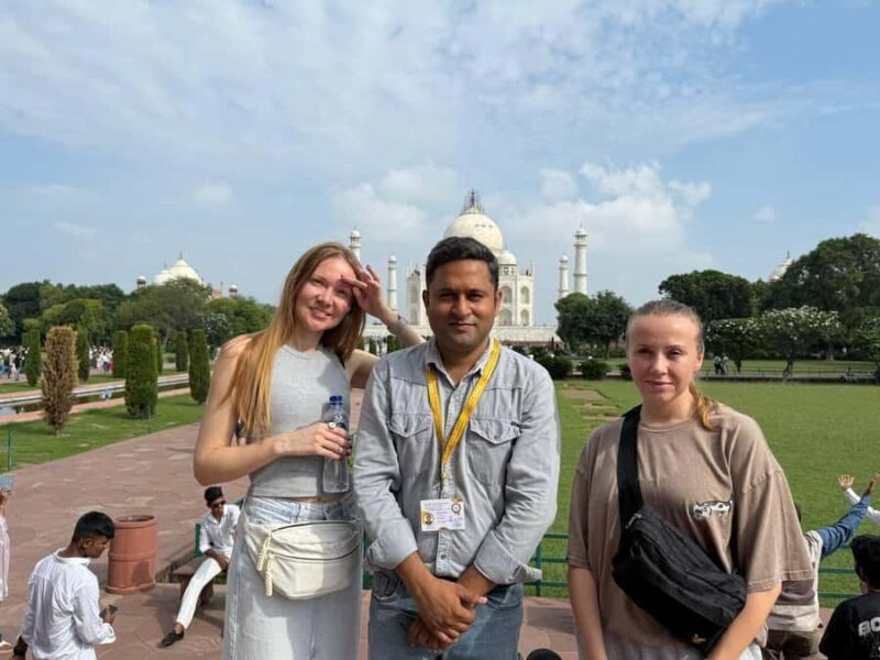 Delhi: Agra Day Trip by Gatiman Train with Taj Mahal & Lunch - FAQ