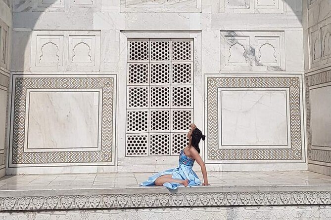 Delhi Agra Same Day Tour By Toyota Luxury Car. - Whats Included and Whats Not