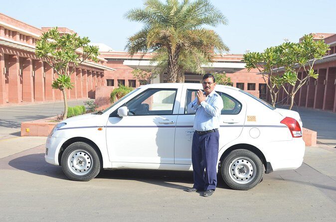 Delhi Airport Transfer Pickup and Drop-Off (Choose One or Both) - What Past Travelers Say