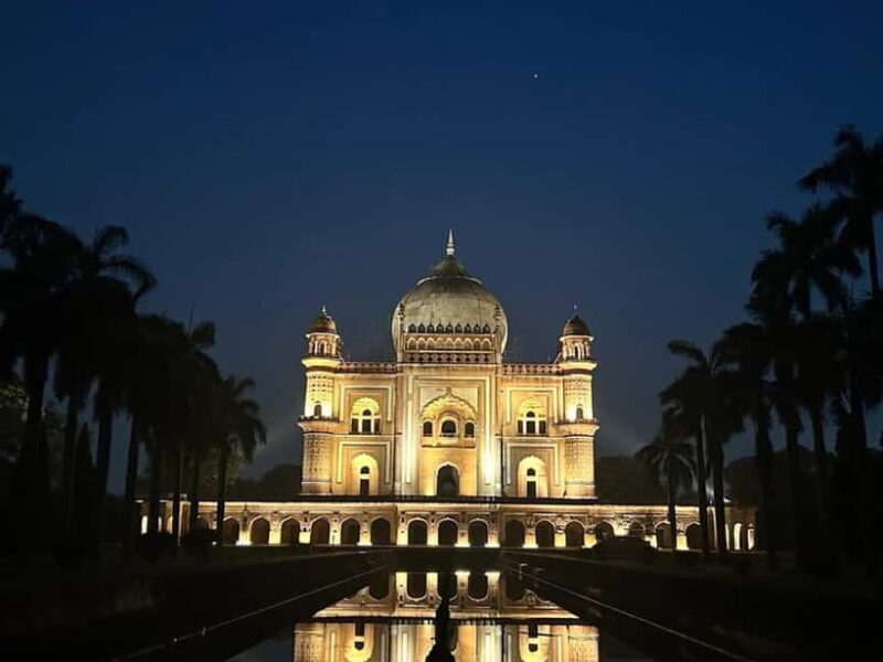 Delhi: Akshardham Temple, India Gate & Safdarjung Night Tour - Why This Tour Might Be Perfect for You