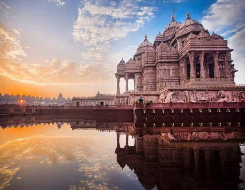 Delhi: Akshardham Temple Tour with Water & Light Show by Car - An In-Depth Look at What the Tour Offers