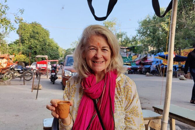 Delhi By Dawn:Secret morning Delhi Tour + Breakfast all inclusive - Aesthetic and Atmosphere: The Quiet Dawn in Delhi