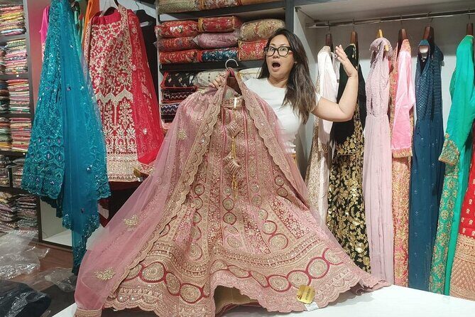 Delhi : Customized Half or Full Day Delhi Shopping Tour - Exploring the Best of Delhi Shopping: A Detailed Review