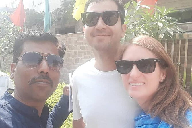 Delhi Day Tour with lunch Guide Entry Fees- Guided Tours by Car - The Itinerary in Detail: What You’ll Experience