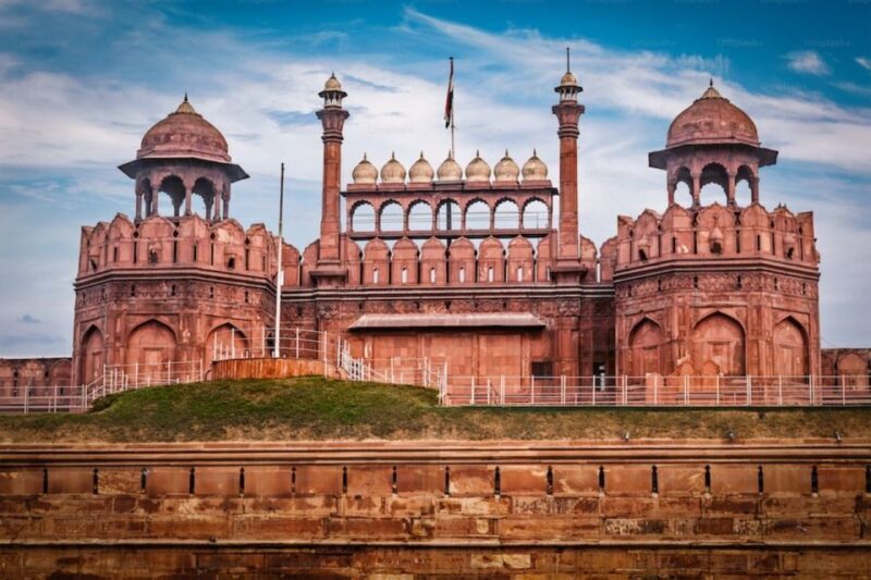 Delhi day tour with tour guide - FAQs